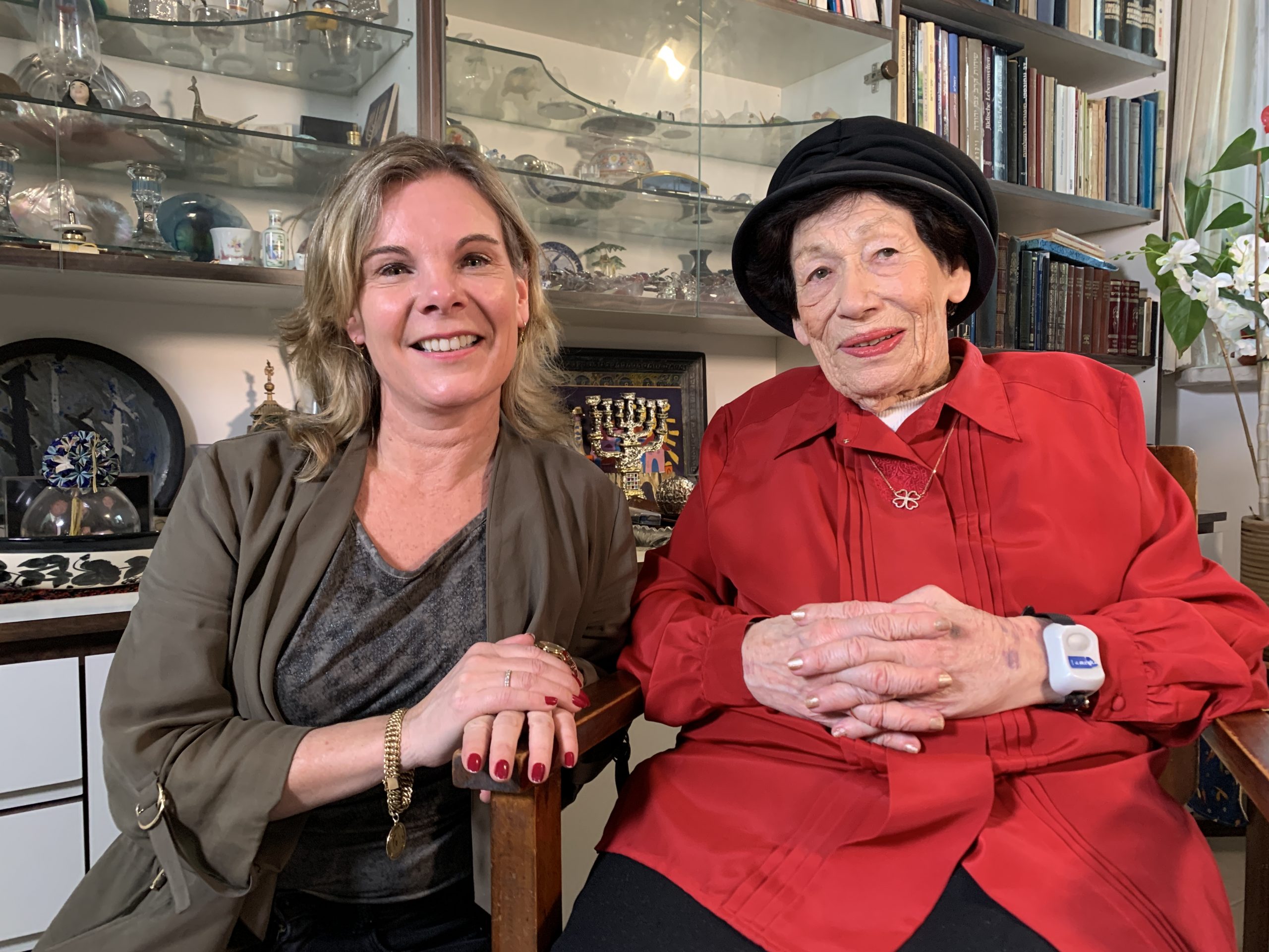 Hannah Goslar over haar leven met Anne Frank in de oorlog – Inge Teeuwen